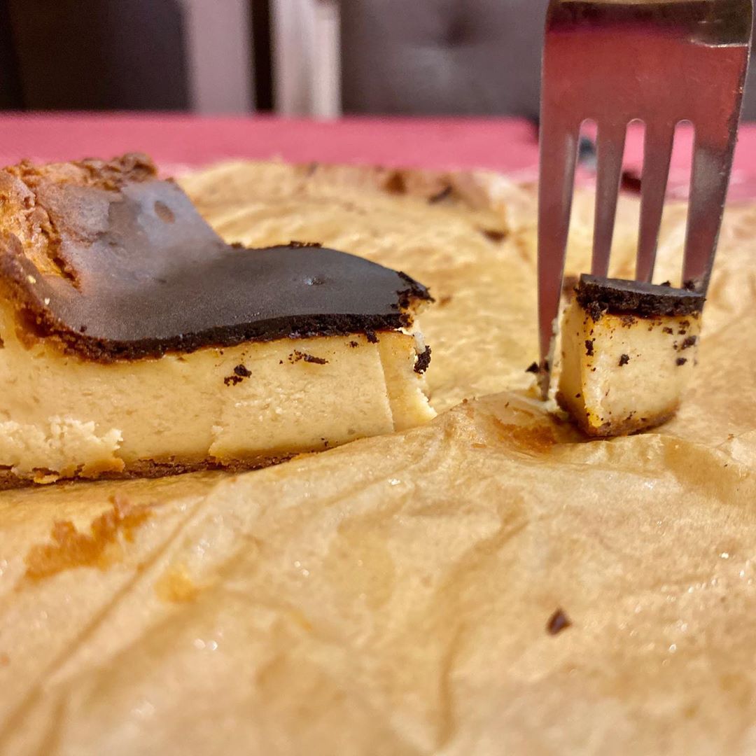 Basque Cheesecake - Taste Palate